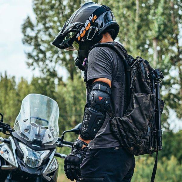 Protective Gear - MOTOWOLF
