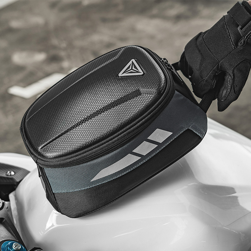 Motorcycle magnetic fuel tank bag MB1 - MOTOWOLF