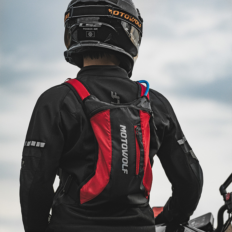 MOTOWOLF Waterproof Riding Backpack. - MOTOWOLF